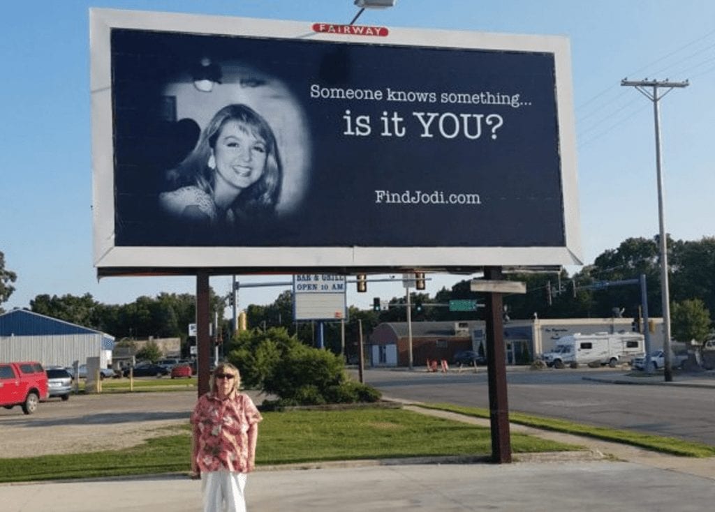 Missing female news anchor Jodi Huisentruit still missing